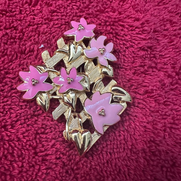 Monet | Jewelry | Monet Vintage Pink Goldtone Flower Brooch Pin | Poshmark